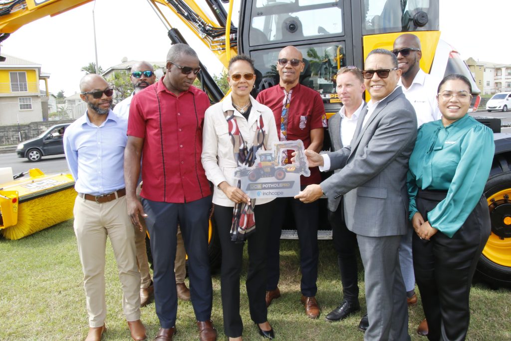 ENHANCED ROADS TO BE EXPECTED WITH JCB POTHOLE PRO PATCHERS - Ministry ...