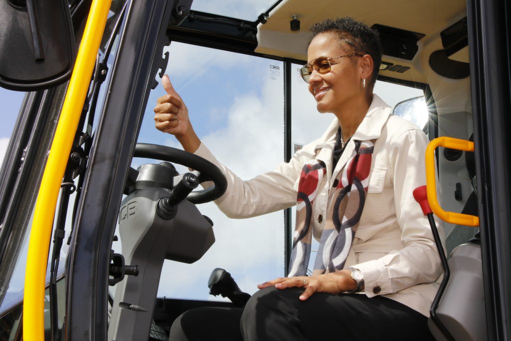 ENHANCED ROADS TO BE EXPECTED WITH JCB POTHOLE PRO PATCHERS - Ministry ...